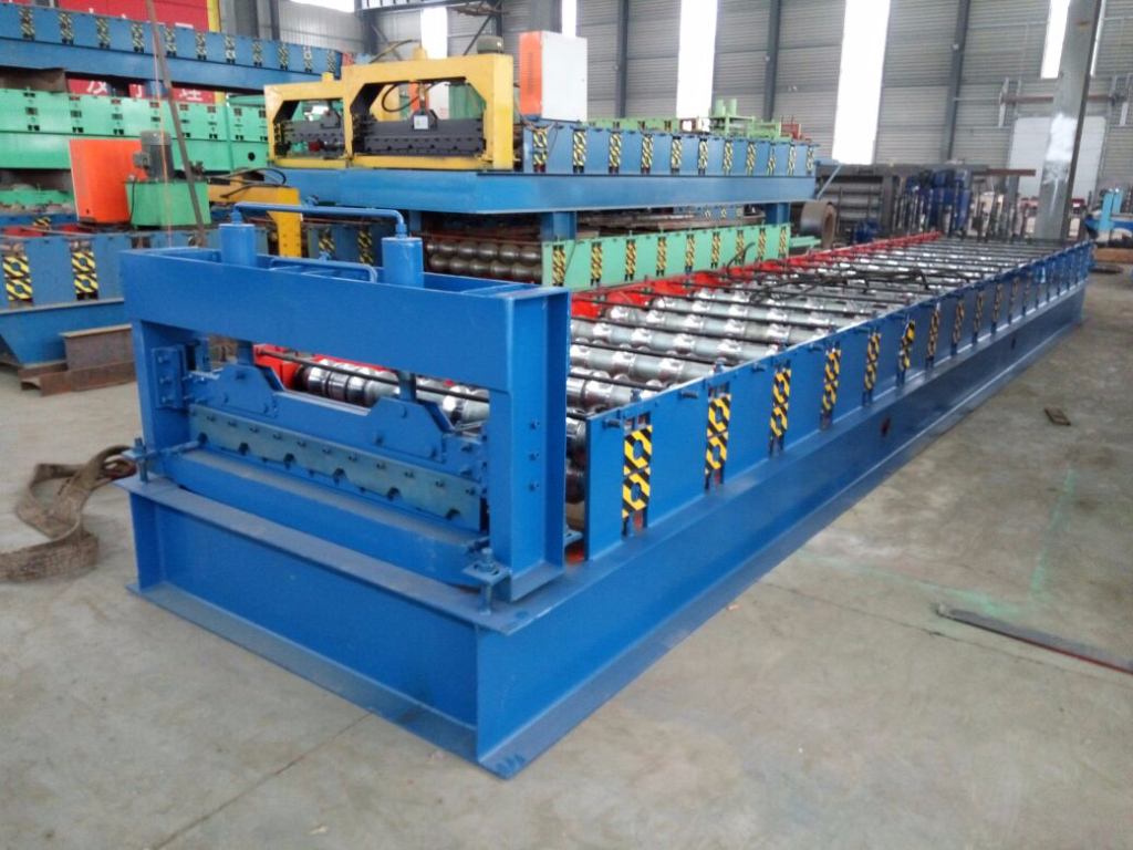 Roll Forming Machine manufacturer in Surat | Ganga Steel